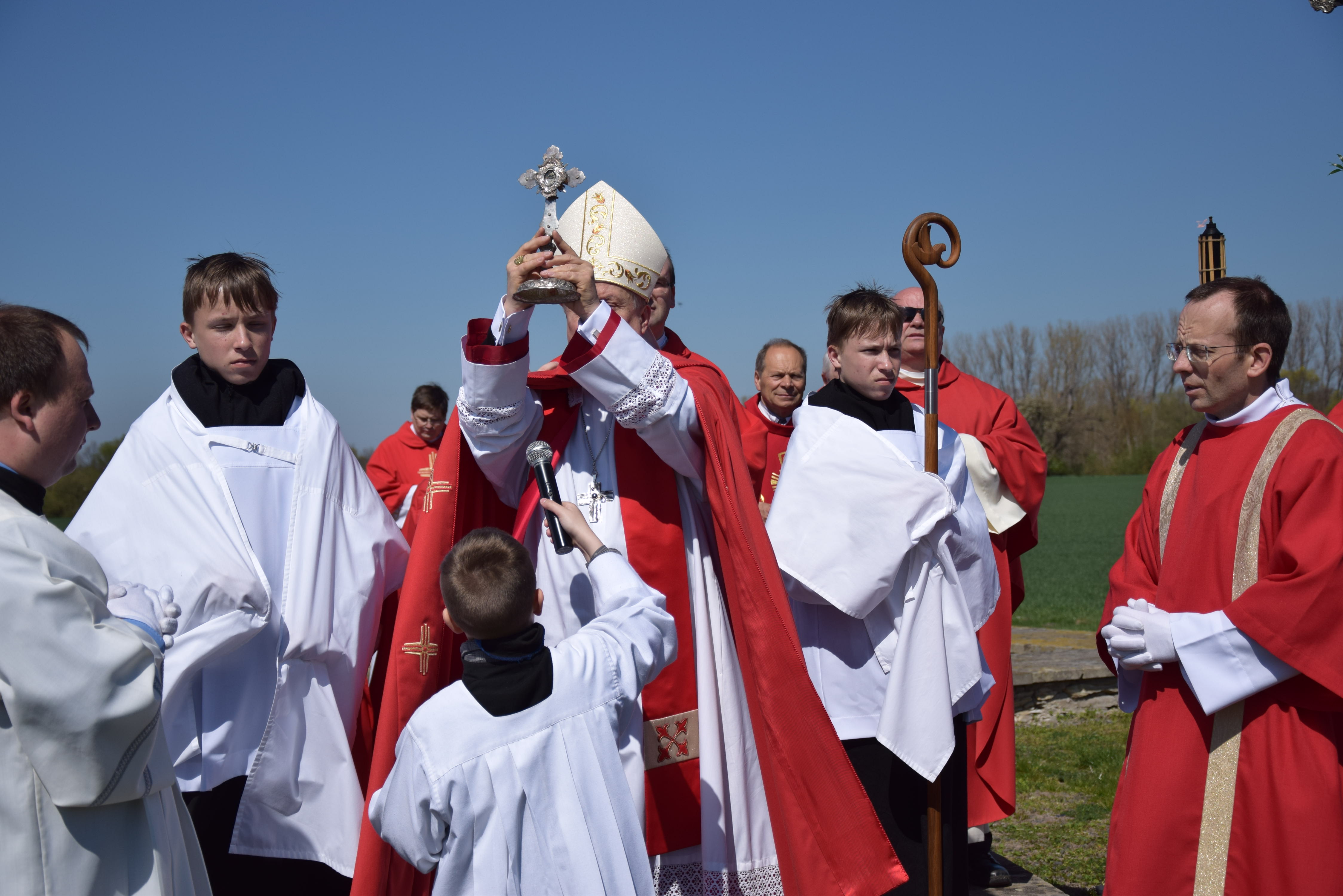 Svatovojtěšská pouť v Libici nad Cidlinou | Biskupství královéhradecké