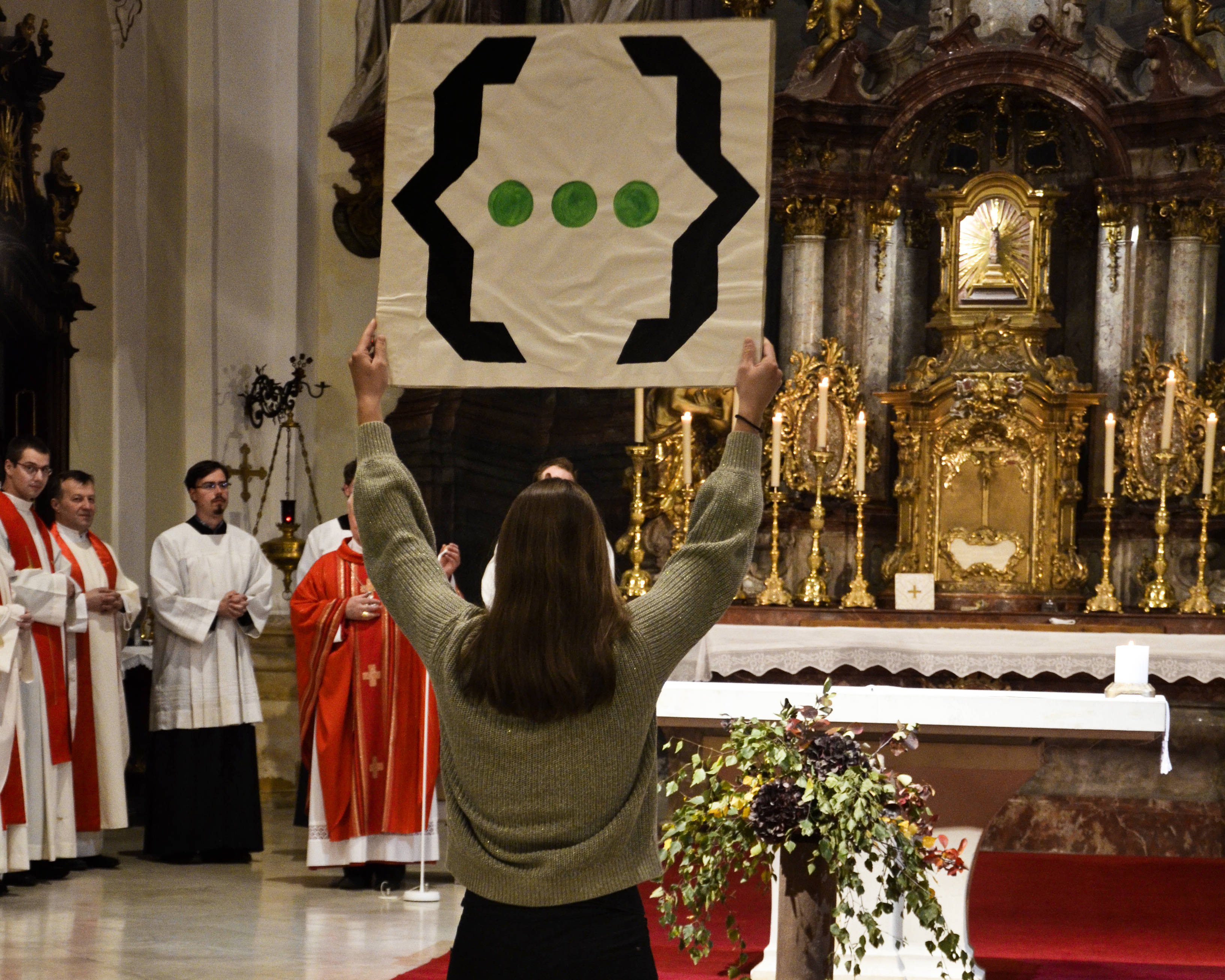 Biskup Jan zahájil akademický rok v Hradci Králové | Biskupství ...